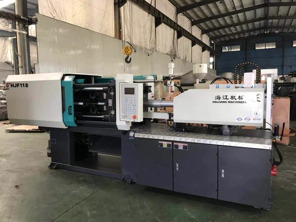 Horizontal Injection Moulding Machine HJF118 Ton / Plastic Modeling Machine